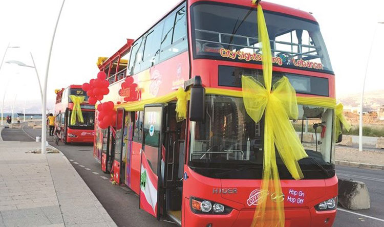 الباص الأحمر في بيروت: 90 دقيقة و15 محطة من المتعة - Lebanese Forces ...
