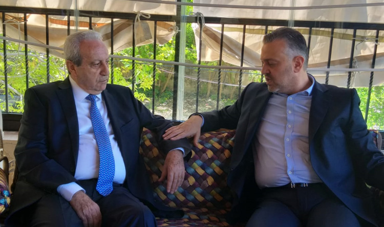 قاطيشه يهنّئ منصور وبو جودة بعيد الفصح - Lebanese Forces Official Website