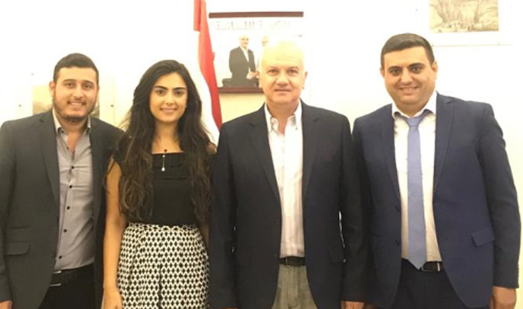 بالصور: كرم يكرم ثلاثة لبنانيين مبدعين - Lebanese Forces Official Website