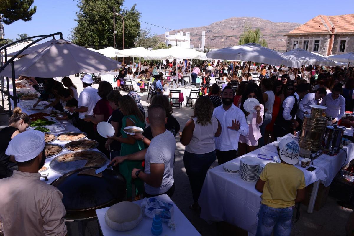 لجنة المرأة في حصرون تكرّم الإعلامية دنيز رحمة فخري... وكلمة قلبية من ...