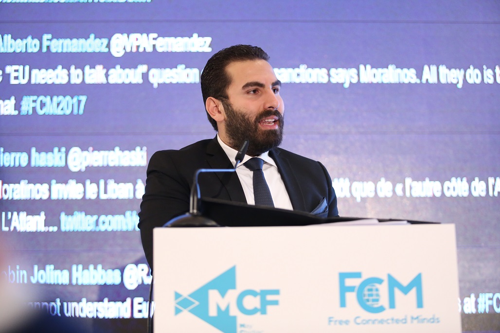 "تواصل الأدمغة الحرة" وتأثير العالم الرقمي على التوجهات الفكرية ...