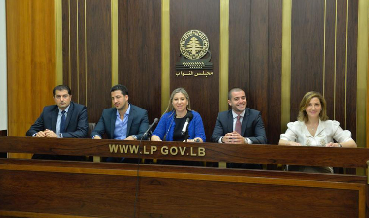 "المسيرة" - أزمة القروض السكنية تابع... بعد تعثّر الشركات إلغاء أعراس ...