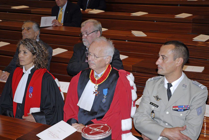 Hiam Mouannès... De la ligne de démarcation à l’Université - Lebanese ...