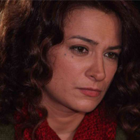 أنباء عن هروب الفنانة مي سكاف من سوريا الى لبنان - Lebanese Forces ...