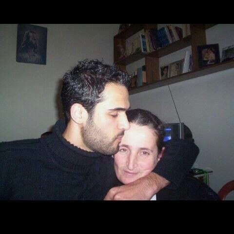 قرع الباب... قولكن هيدا سمير؟ سمير كساب متى تعود؟... (بقلم فيرا بو منصف)