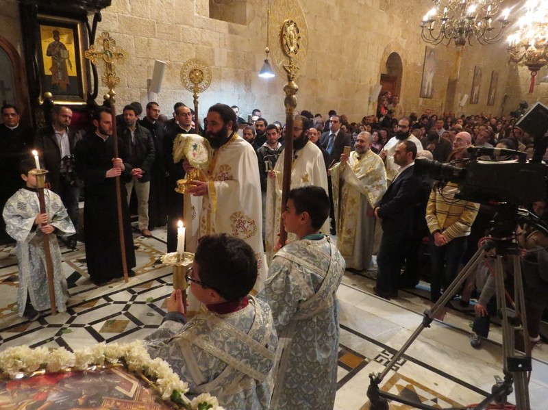 صلاة الهجمة وقداس الفصح في دير سيدة البلمند - Lebanese Forces Official ...