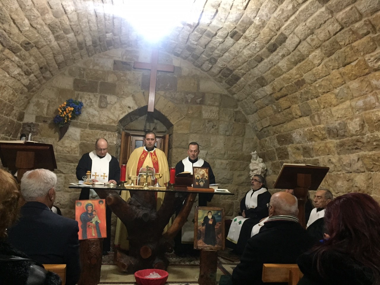 رشميا إحتفلت بعيد مار انطونيوس الكبير - Lebanese Forces Official Website