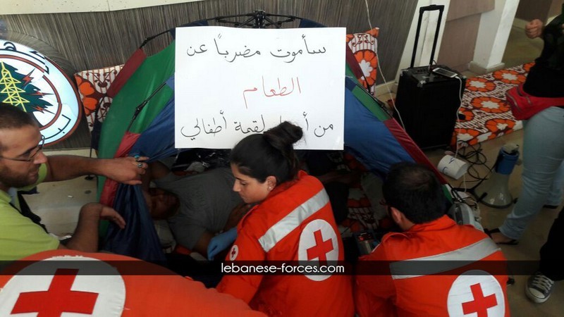 خاص بالصور: الصليب الأحمر يتدخّل في قضية المياومين - Lebanese Forces ...