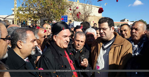 خاص بالصور: من دير الاحمر الى برقا... استقبالٌ حاشدٌ للمعاون المحرّر ...