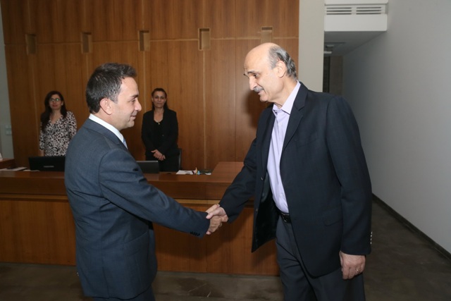 جعجع بعد استقباله وفداً من رجال الأعمال والخبراء الإقتصاديين: على كل ...