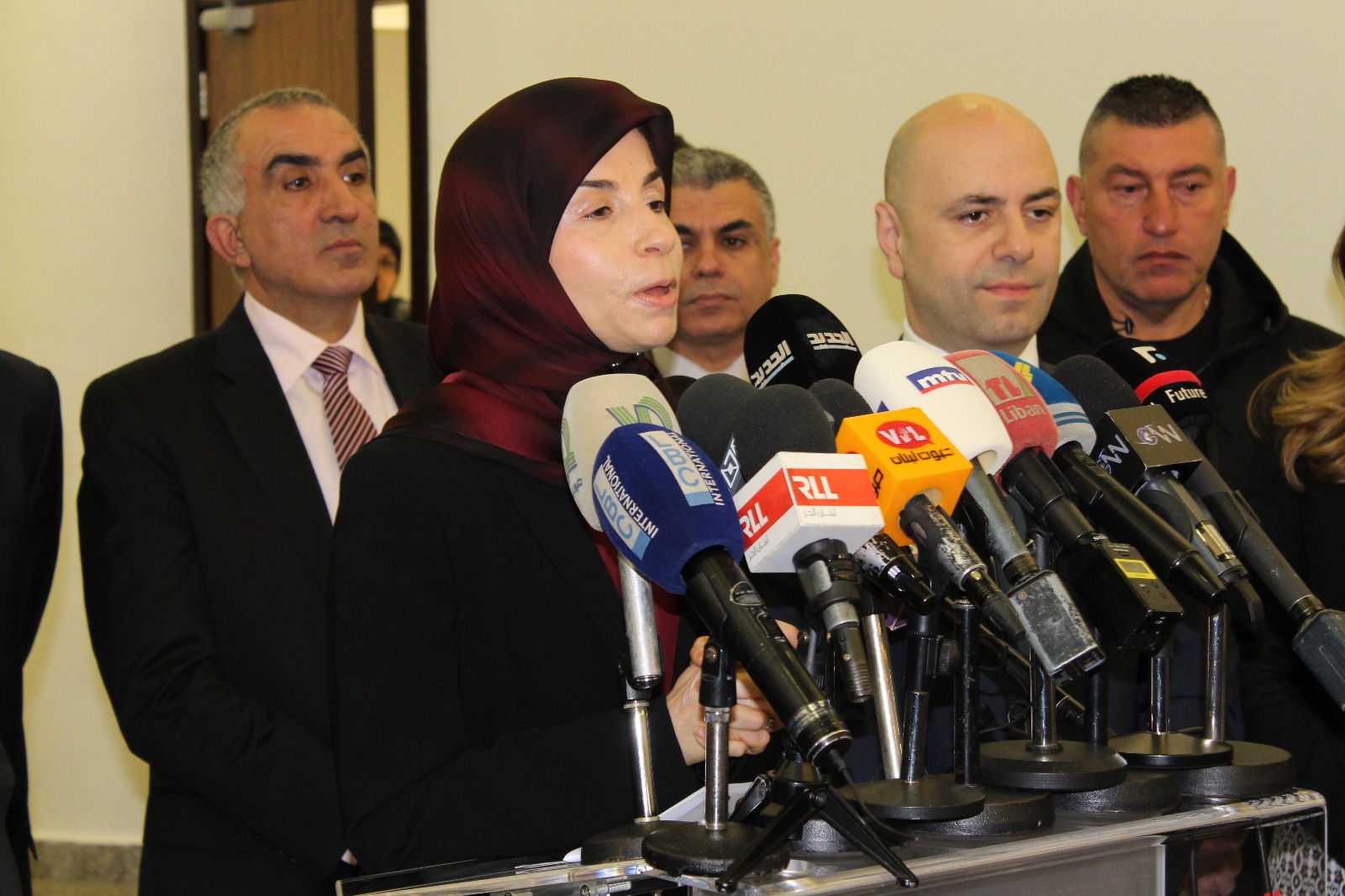 حاصباني مطلقاً الشباك الموحد للمعاملات: نتعاون لتطوير البلد وتحقيق ...