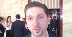 السنفور والـ C.V!! - Lebanese Forces Official Website